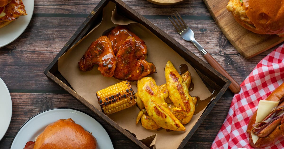 Smokin Burgers N Ribs By Burrito Bar Lismore Restaurant Menu In Lismore Order From Menulog