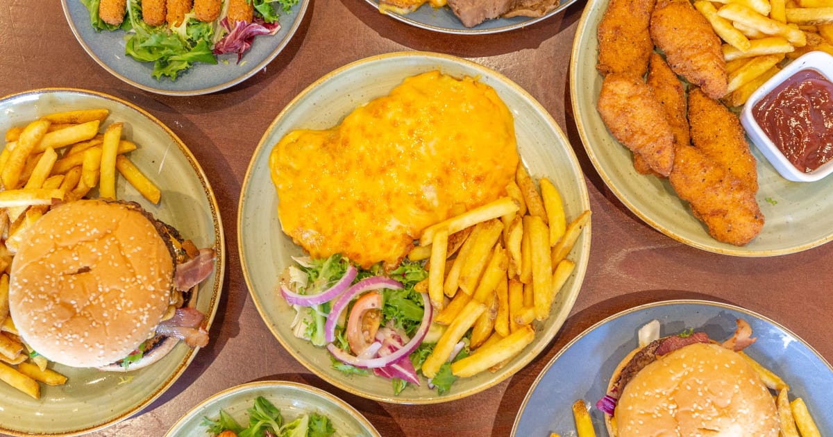 GAGE Dining & Co - Royal Hotel Sutherland restaurant menu in Sutherland ...